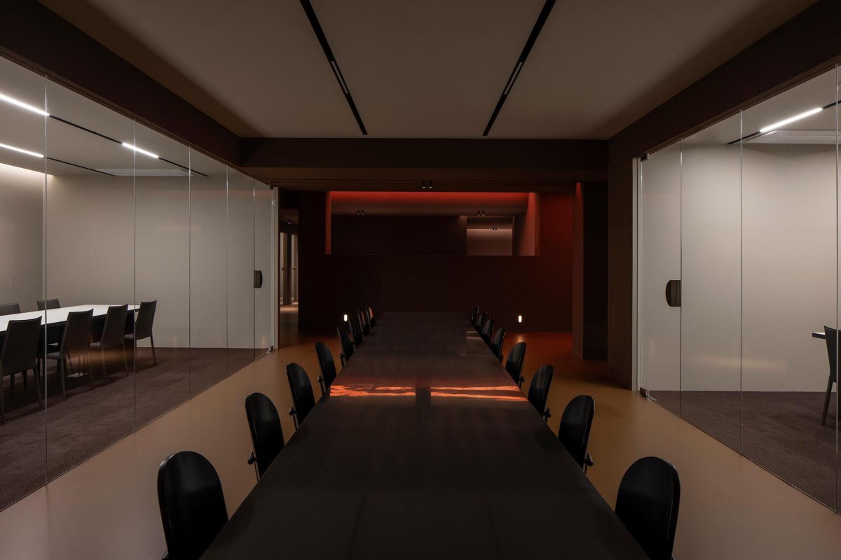 YINJISPACE - Design Studio BYO x SOMA Lounge Office